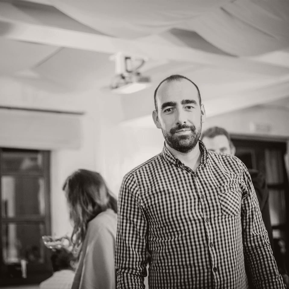 El pregón de Álex M. Simón abre las fiestas de Casablanca