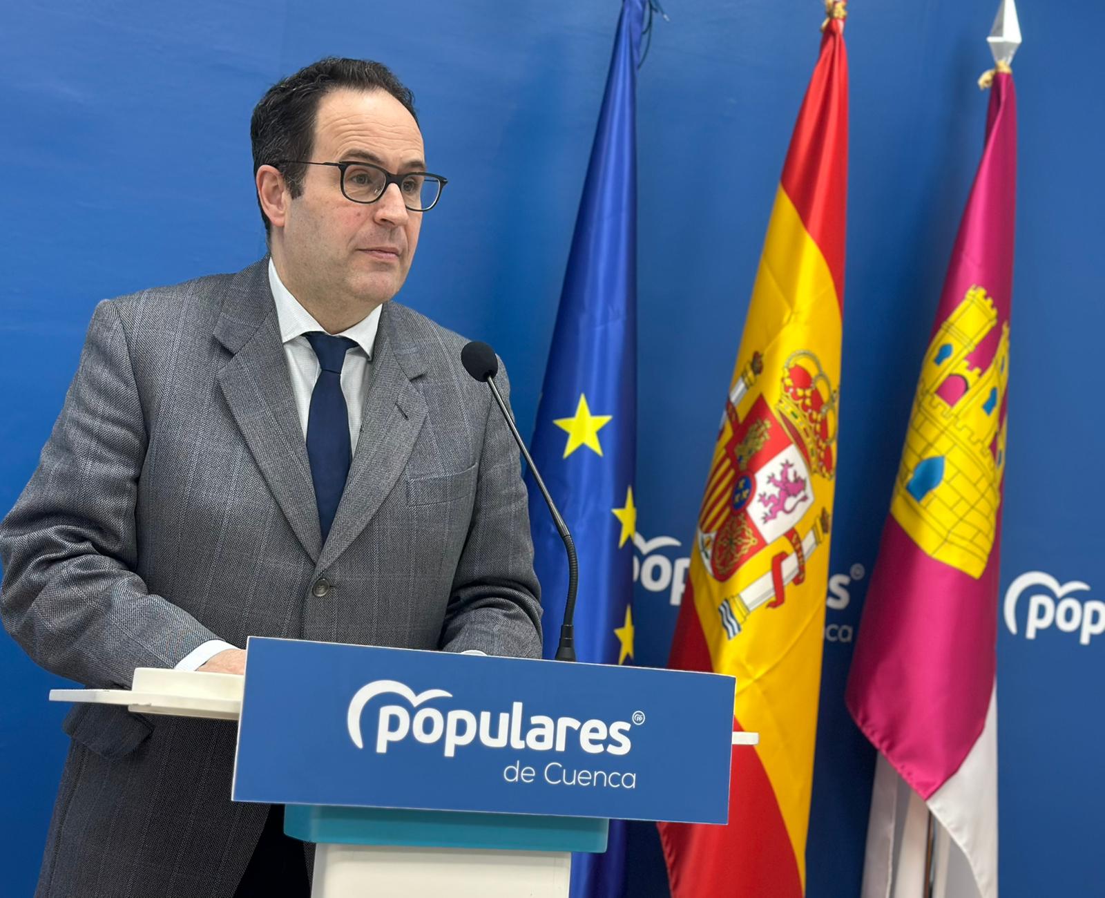 Martín-Buro señala que los pacientes de Cuenca que necesitan ...